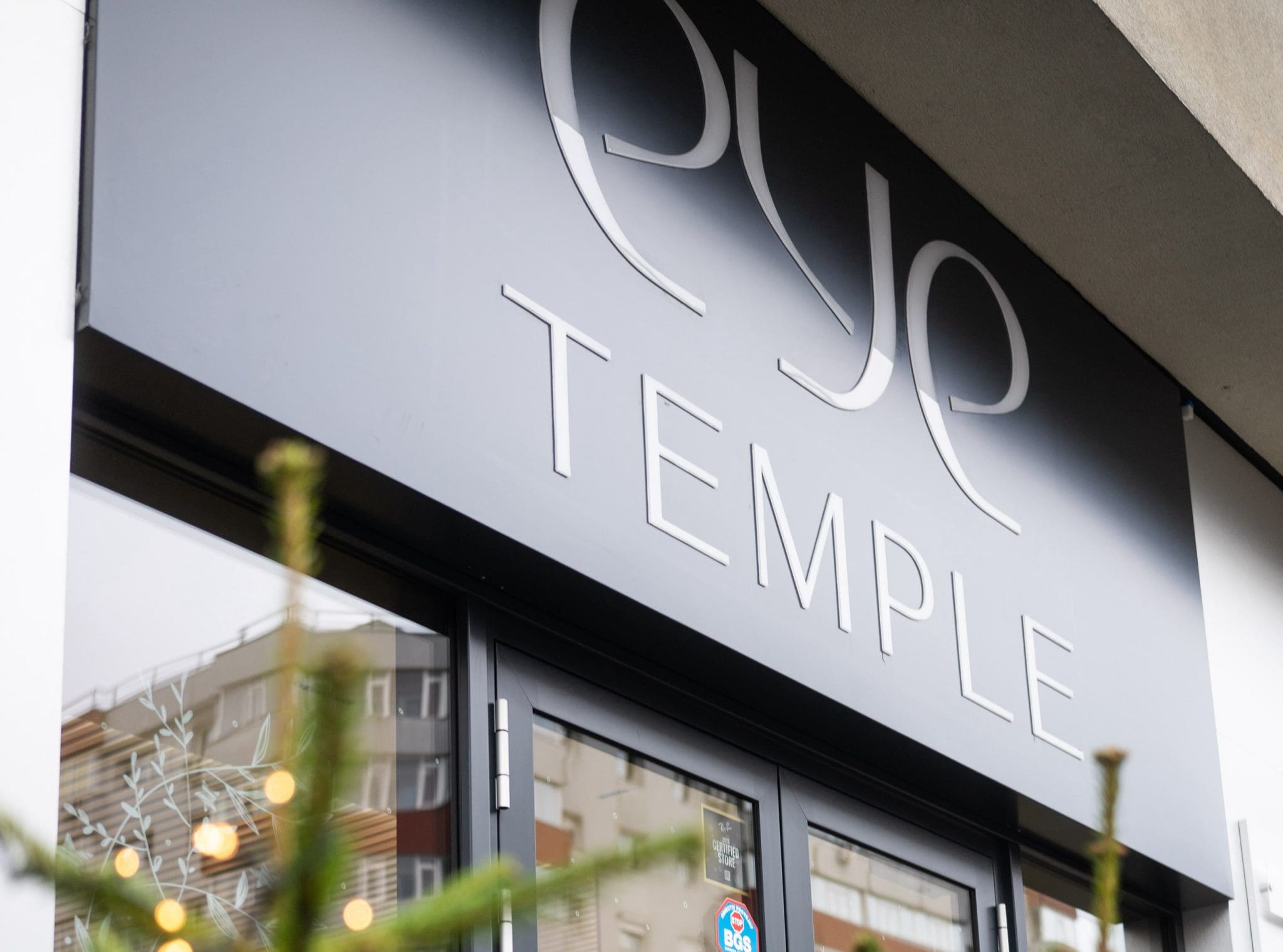 Eye Temple deschide unul dintre cele mai exclusiviste showroomuri de ...
